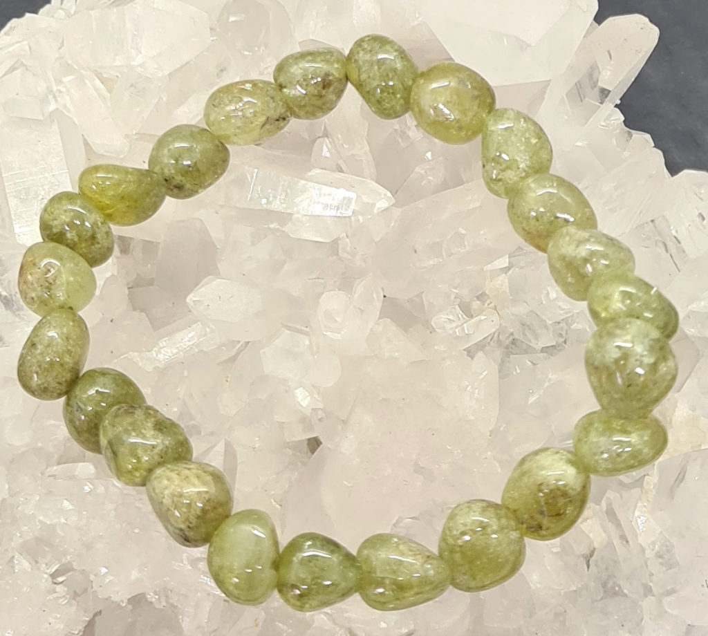 Grossular Granat Armband – Nuggets, edel und dehnbar